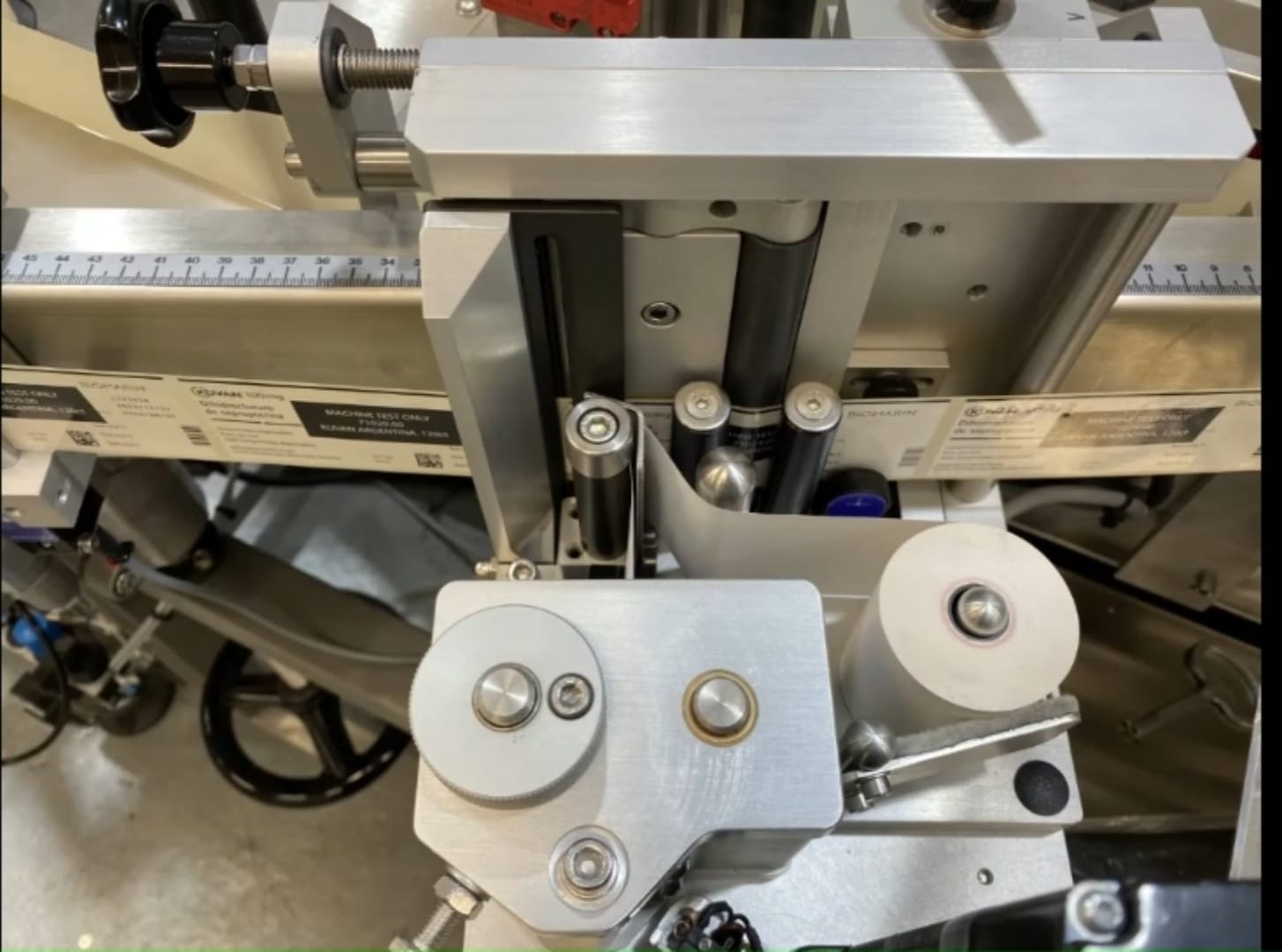 Revolutionizing Labeling: How Newman’s Faulty Label Removal System Boosts Efficiency & Saves ...